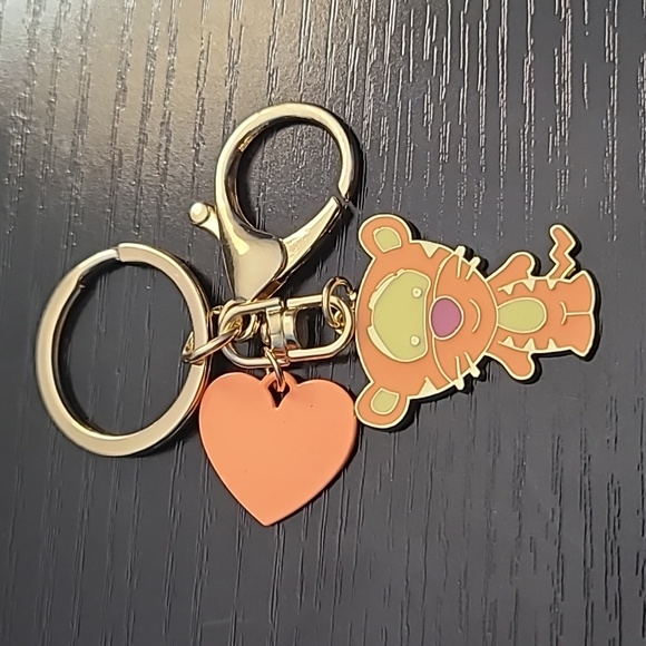 Disney | Accessories | Disneys Winnie The Pooh Tigger Keychain Bag ...